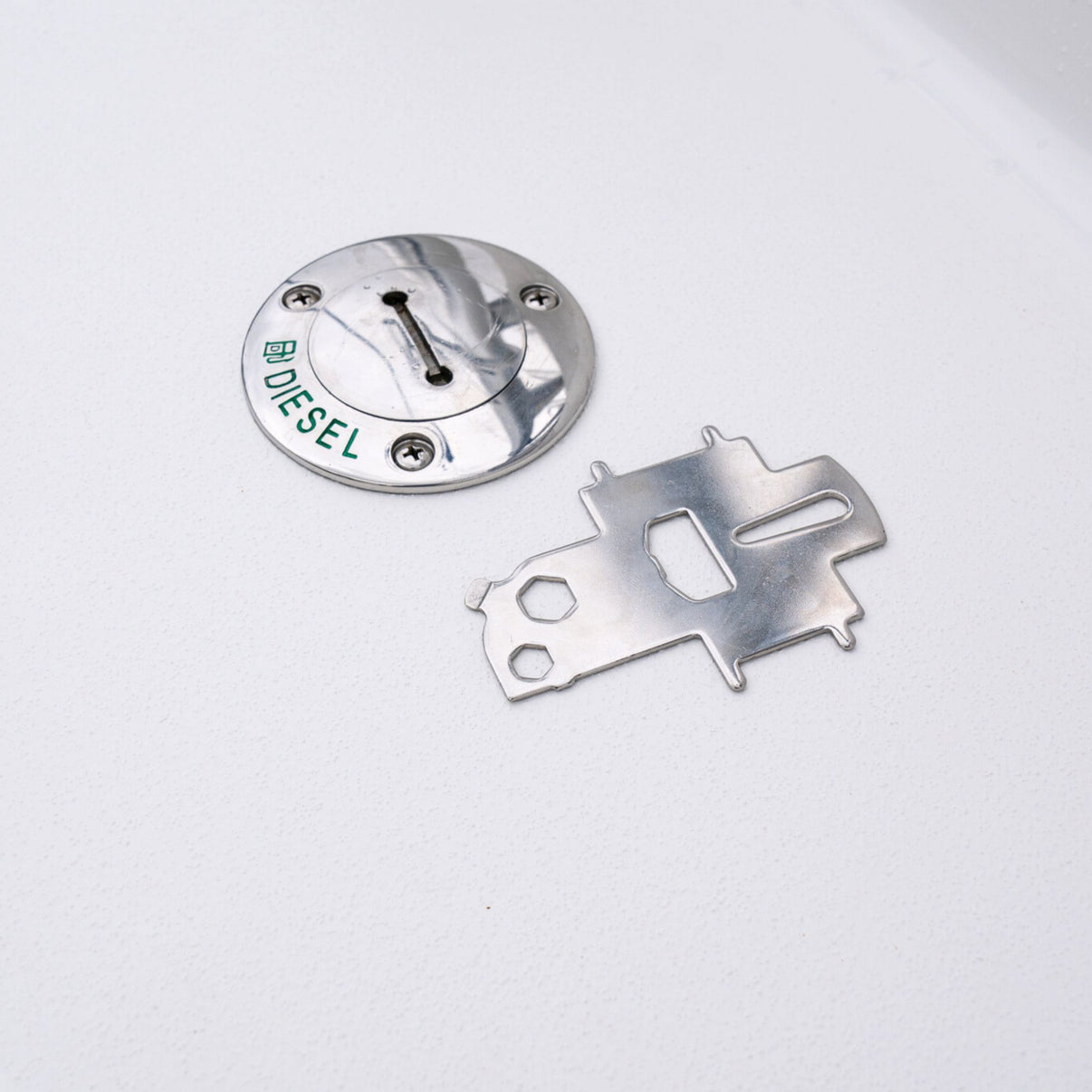 Universal Deck Plate Key - Fits Nearly All Deck Fill Caps